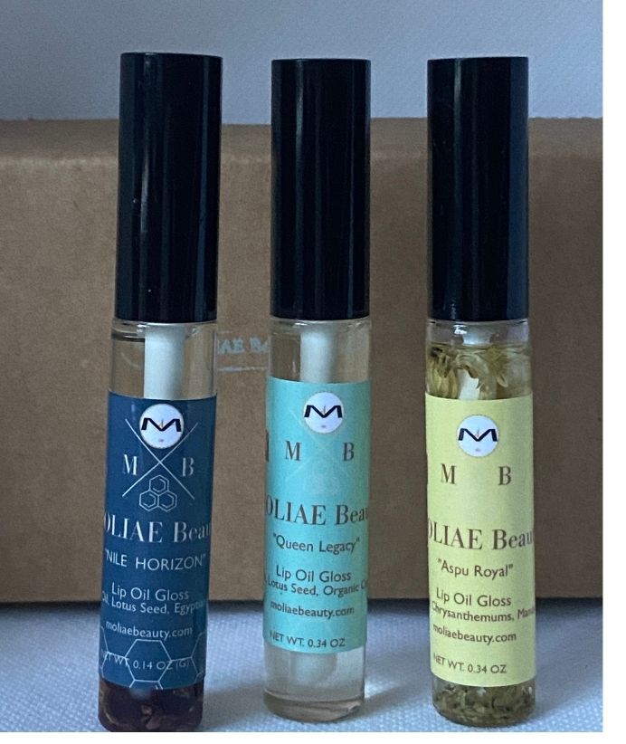 Lip Oil Gloss | Lotus Seed Lip Gloss | MOLIAE Beauty